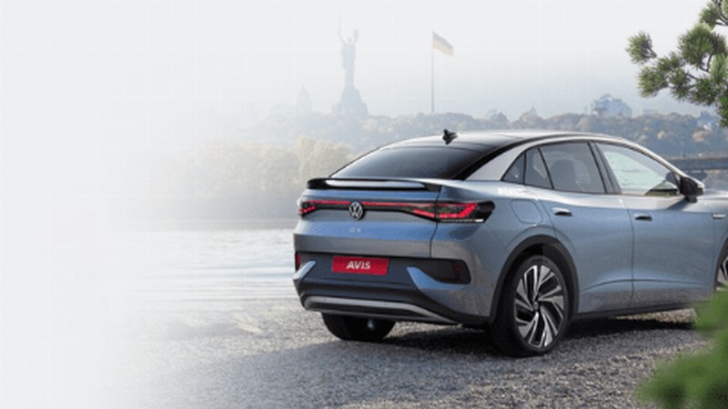 Electric cars for rent for ecological transportation | AVIS Leasing